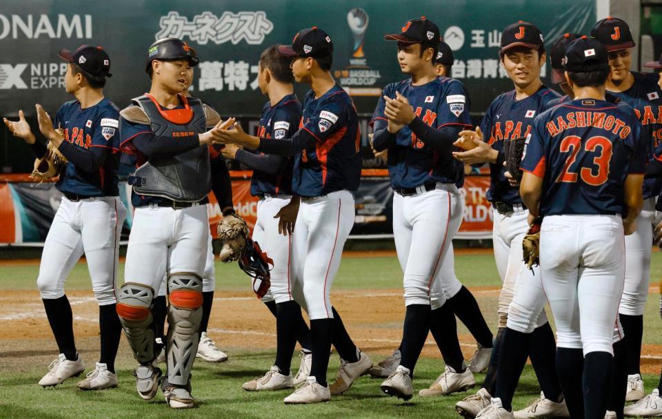 U18日本代表がベネズエラに快勝で1次リーグ4連勝 スーパーラウンド進出を決める 打線は11安打10得点 先発・東恩納が4回1安打無失点/野球/デイリースポーツ online