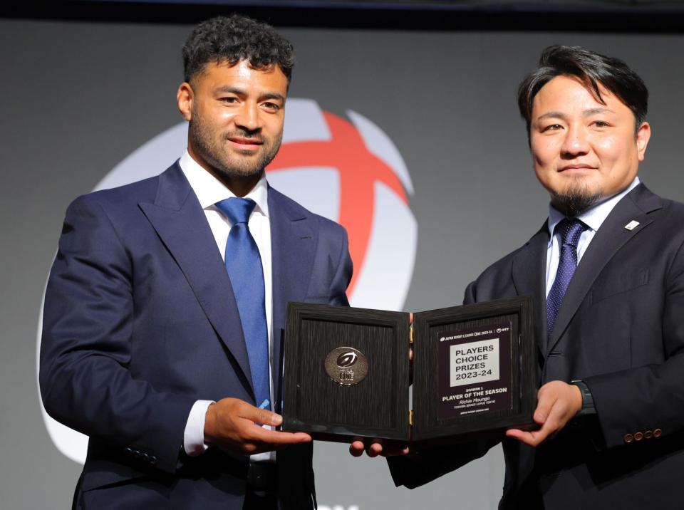 MVPは初優勝のBL東京リッチー・モウンガ「この賞は天国にいる父に捧げたい」 ラグビーリーグワン・アワード/スポーツ/デイリースポーツ online
