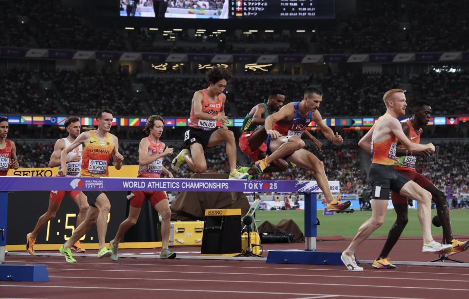 3000M障害 三浦龍司は悔しい8位入賞 惜しくもメダル届かず「残り数十メートル、見えていた」最後の直線で後続に抜かれる/スポーツ/デイリースポーツ online