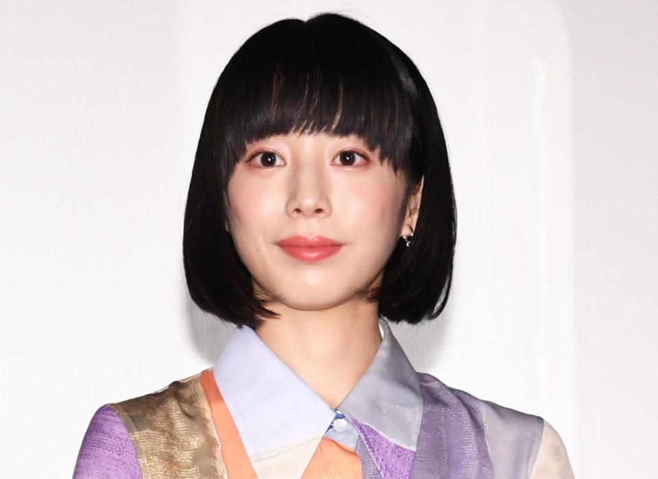 silent 奈々が顔を隠した詩集作者も驚きと感激「大切に触れていただき感謝」/芸能/デイリースポーツ online