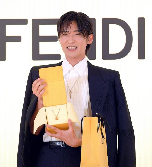 SnowMan目黒蓮、27歳が日本人男性初のFENDIジャパンブランドアンバサダーに！ファッション界に新たな波を起こす！ : 筋トレxダイエットまとめch