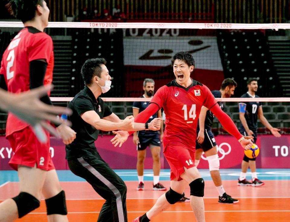 男子バレー29年ぶり8強 大激戦制し92年バルセロナ中垣内監督以来の準々決勝進出 東京五輪 デイリースポーツ Online