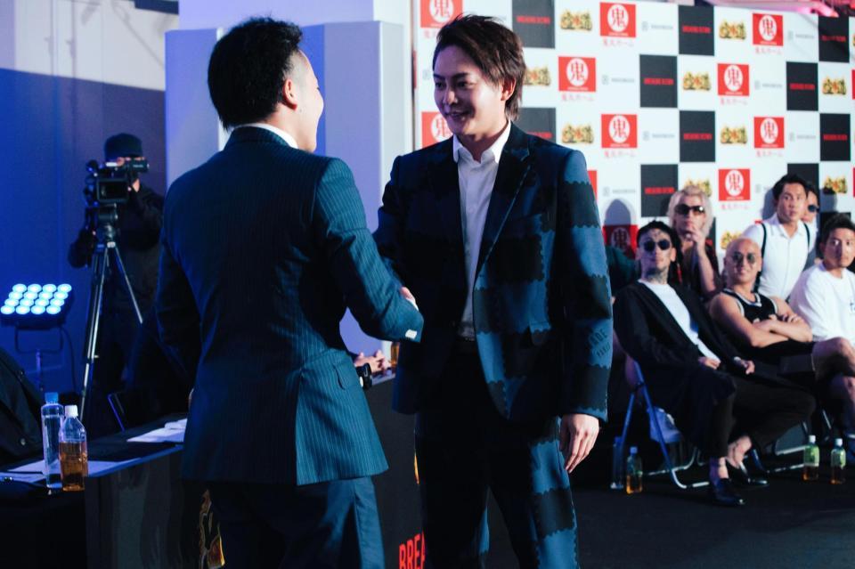 ブレイキングダウン 青汁王子、10人ニキと対戦にニヤリ「コスパいい。弱いし」 ファイト デイリースポーツ Online