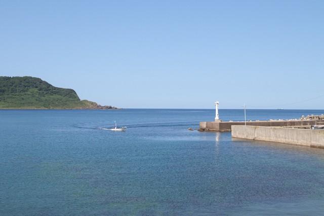 脅威…！能登半島地震の隆起が2枚の写真で歴然 最大4メートル「地震の威力を感じる」「ほんの数十秒で…」/ライフ/社会総合/デイリースポーツ ...