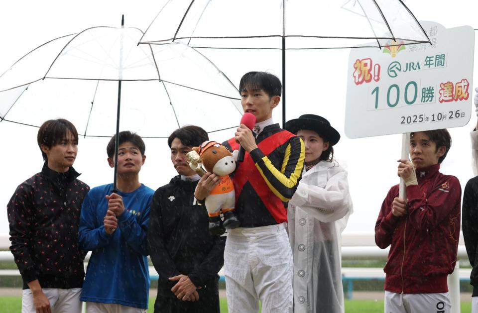 坂井瑠星がJRA年間100勝を達成「これに満足せず」 ルメールも11年連続11回目/うま屋/デイリースポーツ online